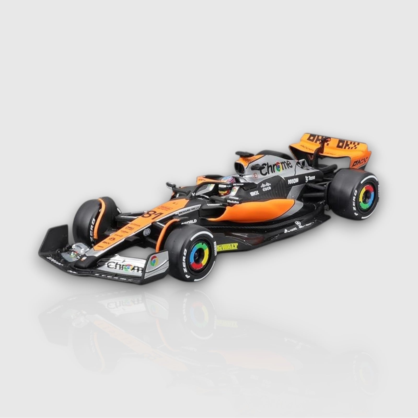 Oscar Piastri Mclaren MCL60 British GP Livery with Acrylic Box 1:43 ...
